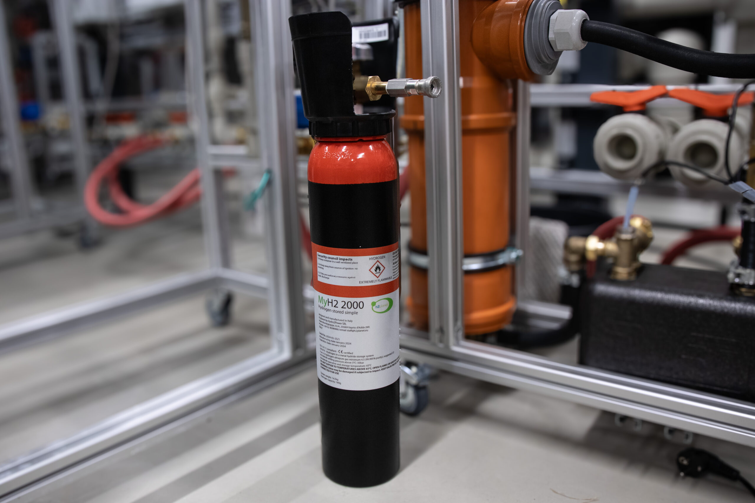 Researchers test metal hydrides for safe and efficient hydrogen storage ...